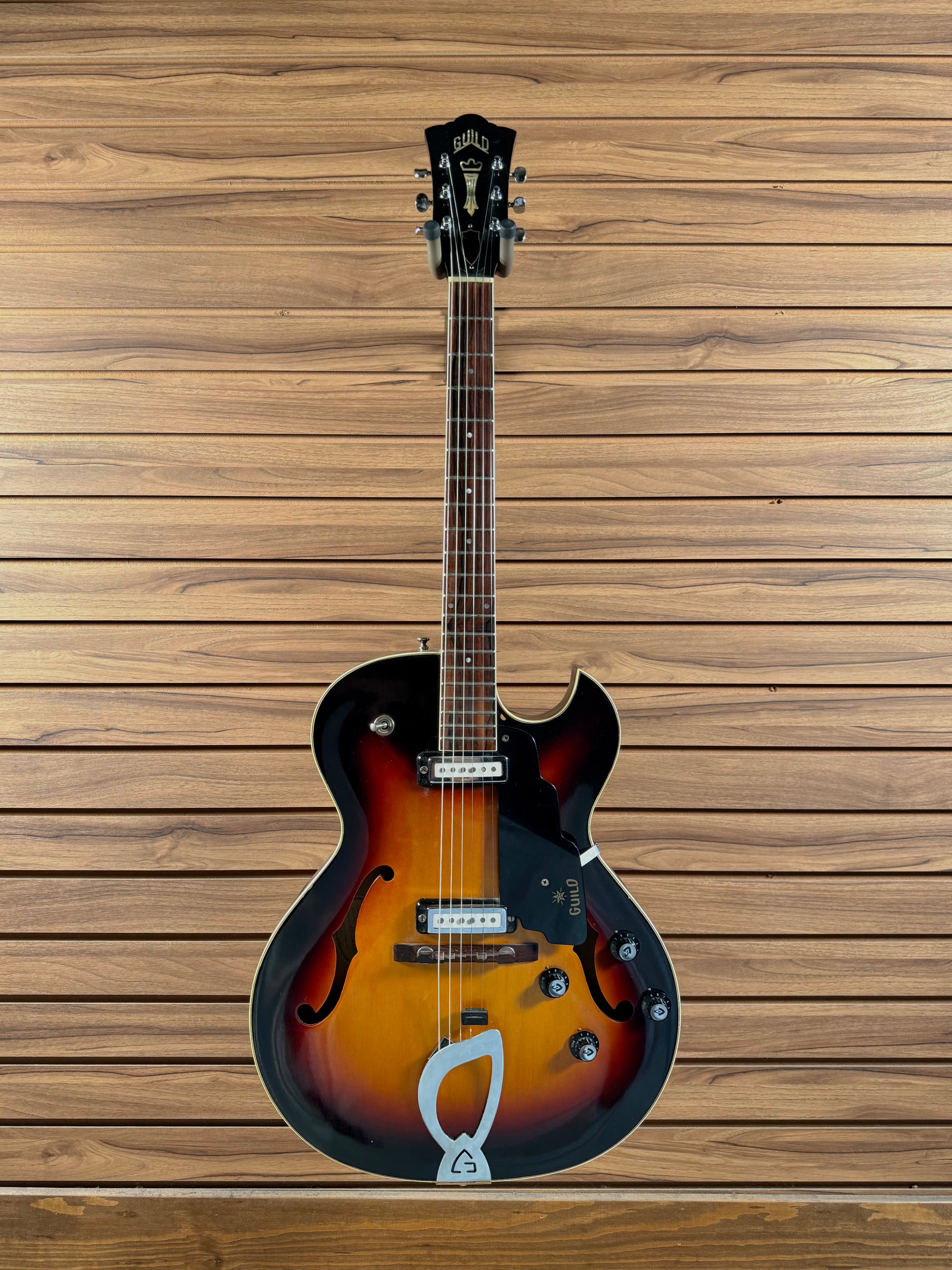 Mid-'60s Guild T-100D - Sunburst (USED) – Gray Dog Music